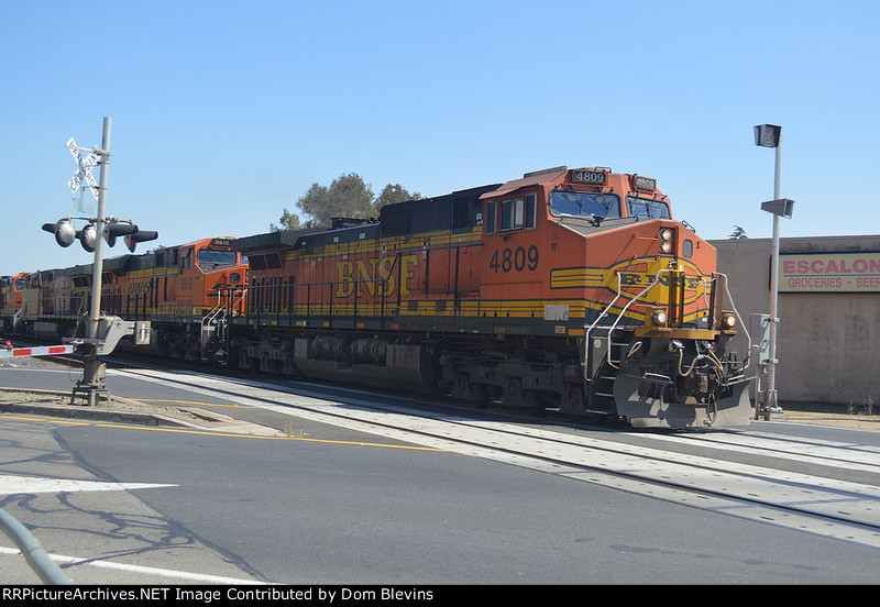 BNSF 4809